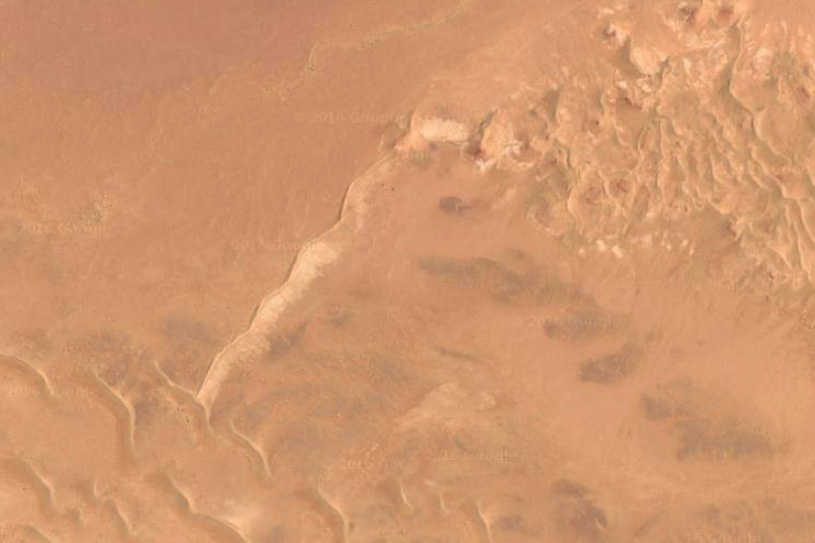 The Algerian Berm | Sahara Overland