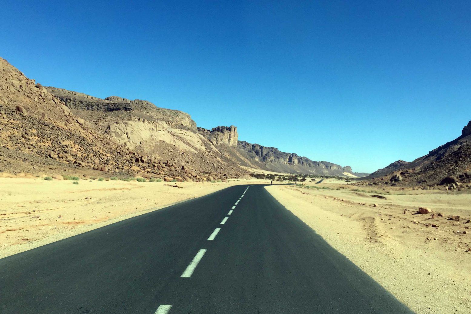 srt22-rod | Sahara Overland