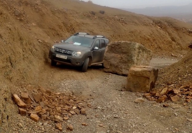 Morocco with Dacia Duster 4×4 rental | Sahara Overland